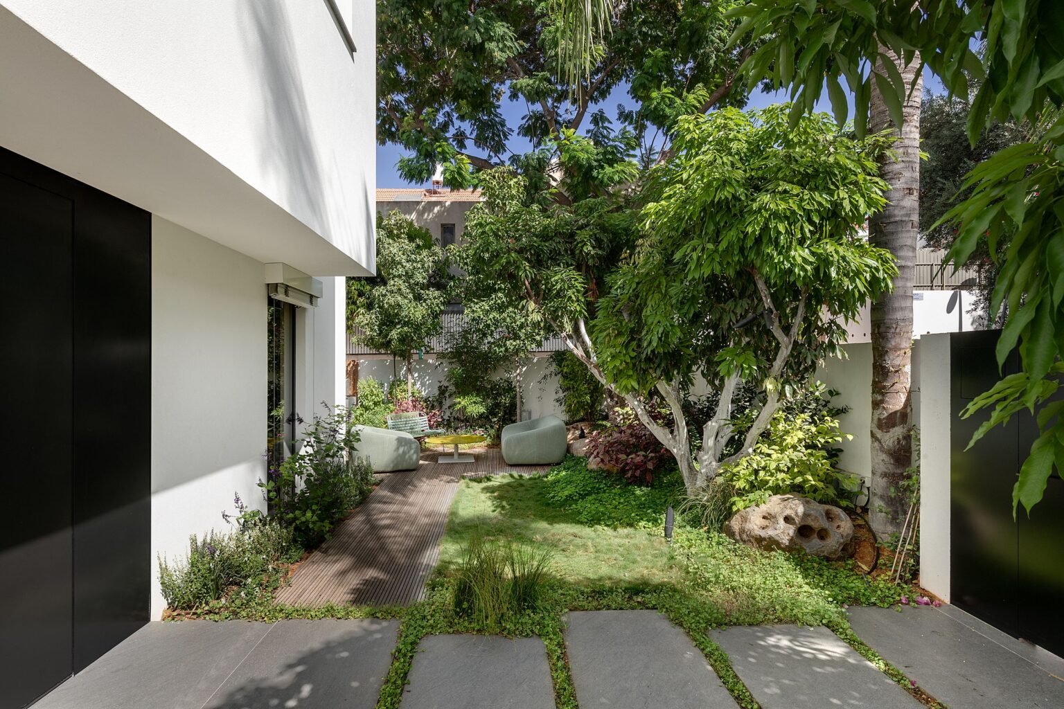 House Renovation in Herzelia – Yaron Eldad